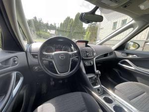 Black Opel Zafira 2015 in Alytus, with an engine capacity of 1.60 L and mileage of 221 thousand km for 4450 €, photo 15 on AUTOMOTO.COM.LV