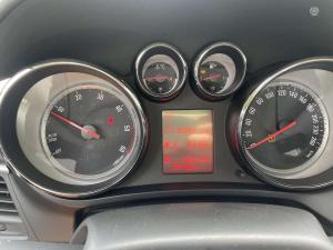 Black Opel Zafira 2015 in Alytus, with an engine capacity of 1.60 L and mileage of 221 thousand km for 4450 €, photo 16 on AUTOMOTO.COM.LV