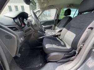 Black Opel Zafira 2015 in Alytus, with an engine capacity of 1.60 L and mileage of 221 thousand km for 4450 €, photo 17 on AUTOMOTO.COM.LV