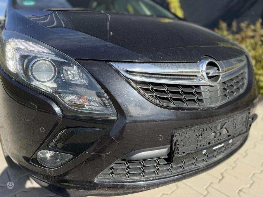Melns Opel Zafira 2015 Viļņa, ar dzinēja tilpumu 2.00 L un nobraukumu 160 tūkst. km par 6666 €, foto 9 vietnē AUTOMOTO.COM.LV