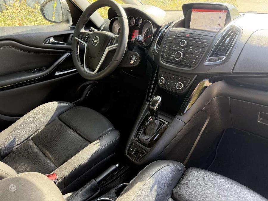 Melns Opel Zafira 2015 Viļņa, ar dzinēja tilpumu 2.00 L un nobraukumu 160 tūkst. km par 6666 €, foto 15 vietnē AUTOMOTO.COM.LV