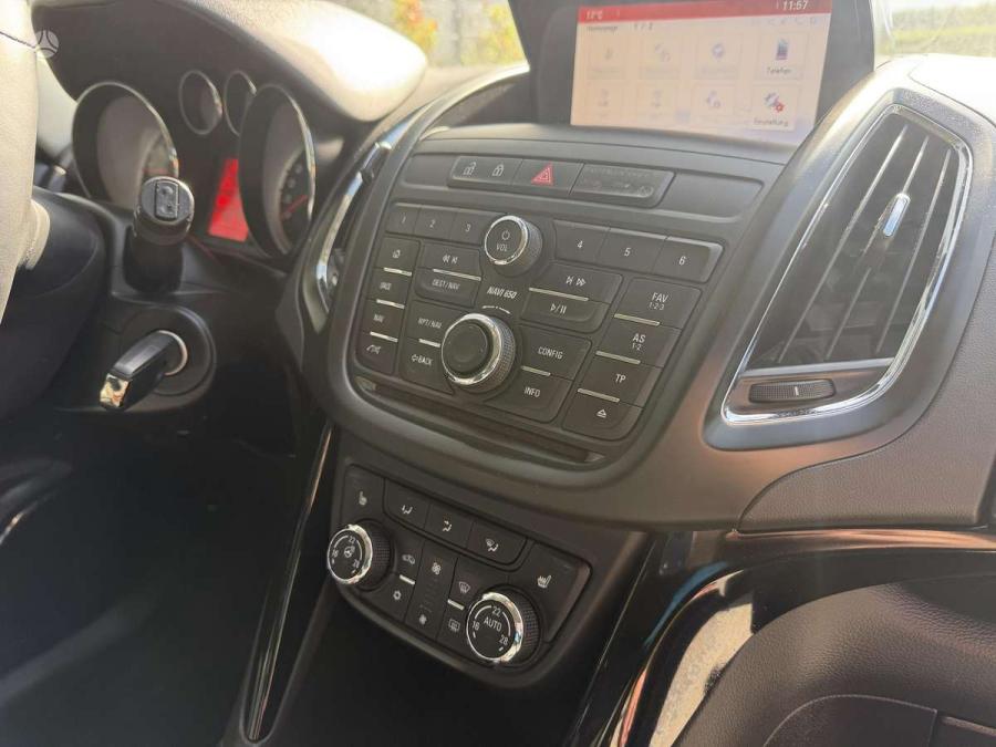 Melns Opel Zafira 2015 Viļņa, ar dzinēja tilpumu 2.00 L un nobraukumu 160 tūkst. km par 6666 €, foto 16 vietnē AUTOMOTO.COM.LV
