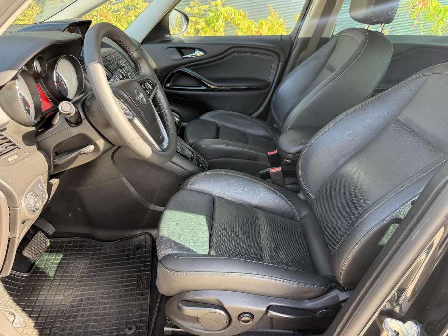 Melns Opel Zafira 2015 Viļņa, ar dzinēja tilpumu 2.00 L un nobraukumu 160 tūkst. km par 6666 €, foto 19 vietnē AUTOMOTO.COM.LV