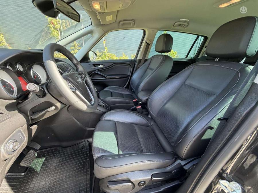 Melns Opel Zafira 2015 Viļņa, ar dzinēja tilpumu 2.00 L un nobraukumu 160 tūkst. km par 6666 €, foto 20 vietnē AUTOMOTO.COM.LV