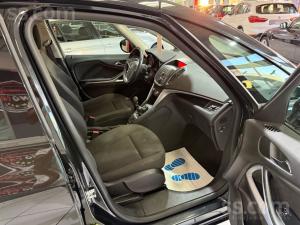 Melns Opel Zafira 2015 Ogre, ar dzinēja tilpumu 2.00 L un nobraukumu 217 tūkst. km par 6690 €, foto 14 vietnē AUTOMOTO.COM.LV