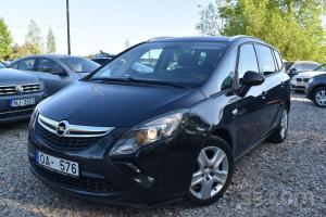 Black Opel Zafira 2016 in Kuldiga, with an engine capacity of 1.60 L and mileage of 0 thousand km for 7550 €, photo 1 on AUTOMOTO.COM.LV