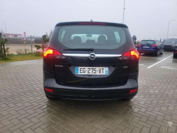 Melns Opel Zafira 2016 Tauragė, ar dzinēja tilpumu 1.60 L un nobraukumu 194 tūkst. km par 5500 €, foto 8 vietnē AUTOMOTO.COM.LV