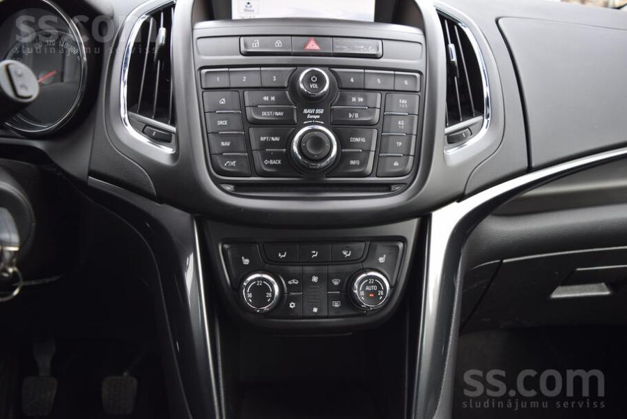 Black Opel Zafira 2016 in Riga, with an engine capacity of 1.60 L and mileage of 242 thousand km for 6500 €, photo 7 on AUTOMOTO.COM.LV