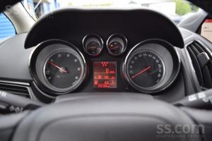 Black Opel Zafira 2016 in Riga, with an engine capacity of 1.60 L and mileage of 242 thousand km for 6500 €, photo 13 on AUTOMOTO.COM.LV