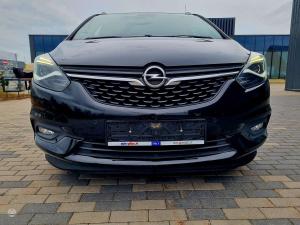 Black Opel Zafira 2016 in Siauliai, with an engine capacity of 1.60 L and mileage of 290 thousand km for 7300 €, photo 5 on AUTOMOTO.COM.LV