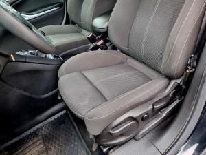 Black Opel Zafira 2016 in Siauliai, with an engine capacity of 1.60 L and mileage of 290 thousand km for 7300 €, photo 18 on AUTOMOTO.COM.LV