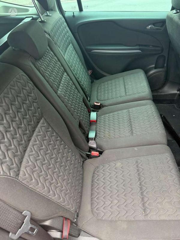 Melns Opel Zafira 2016 Panevēža, ar dzinēja tilpumu 1.36 L un nobraukumu 228 tūkst. km par 4000 €, foto 8 vietnē AUTOMOTO.COM.LV