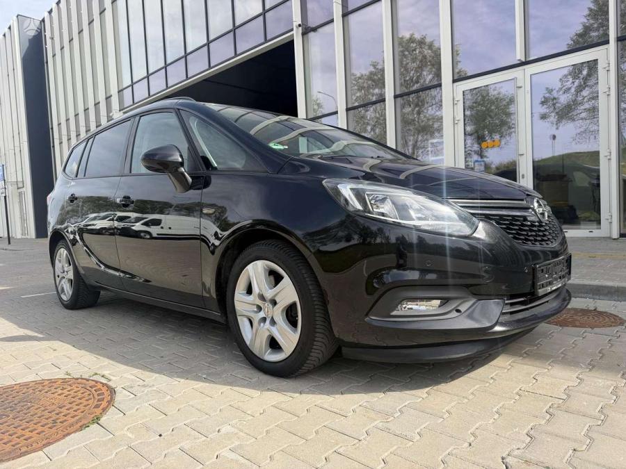 Melns Opel Zafira 2016 Viļņa, ar dzinēja tilpumu 1.96 L un nobraukumu 192 tūkst. km par 7900 €, foto 7 vietnē AUTOMOTO.COM.LV