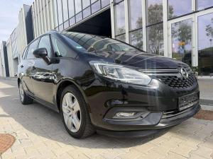 Melns Opel Zafira 2016 Viļņa, ar dzinēja tilpumu 1.96 L un nobraukumu 192 tūkst. km par 7900 €, foto 8 vietnē AUTOMOTO.COM.LV