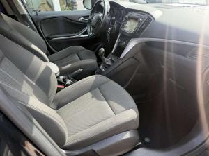Melns Opel Zafira 2016 Viļņa, ar dzinēja tilpumu 1.96 L un nobraukumu 192 tūkst. km par 7900 €, foto 12 vietnē AUTOMOTO.COM.LV