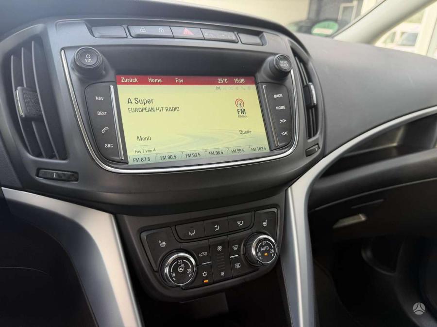 Melns Opel Zafira 2016 Viļņa, ar dzinēja tilpumu 1.96 L un nobraukumu 192 tūkst. km par 7900 €, foto 14 vietnē AUTOMOTO.COM.LV