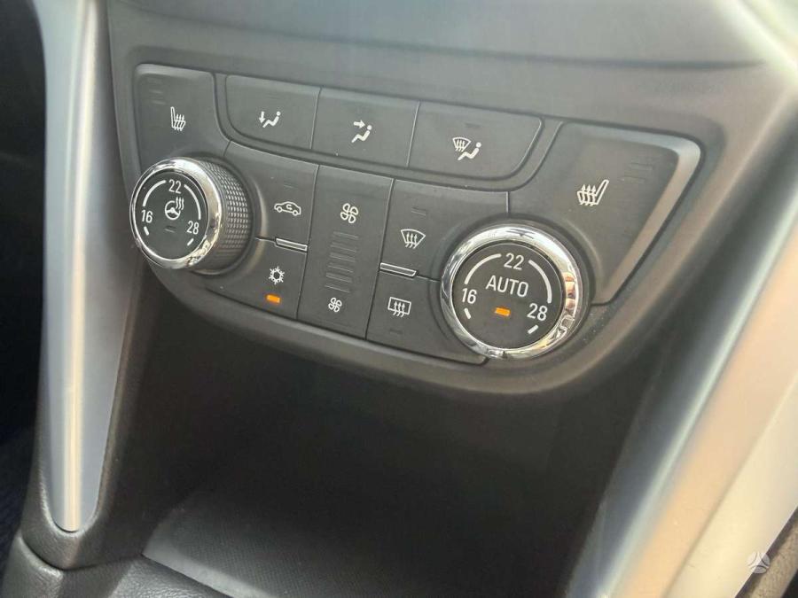 Melns Opel Zafira 2016 Viļņa, ar dzinēja tilpumu 1.96 L un nobraukumu 192 tūkst. km par 7900 €, foto 20 vietnē AUTOMOTO.COM.LV