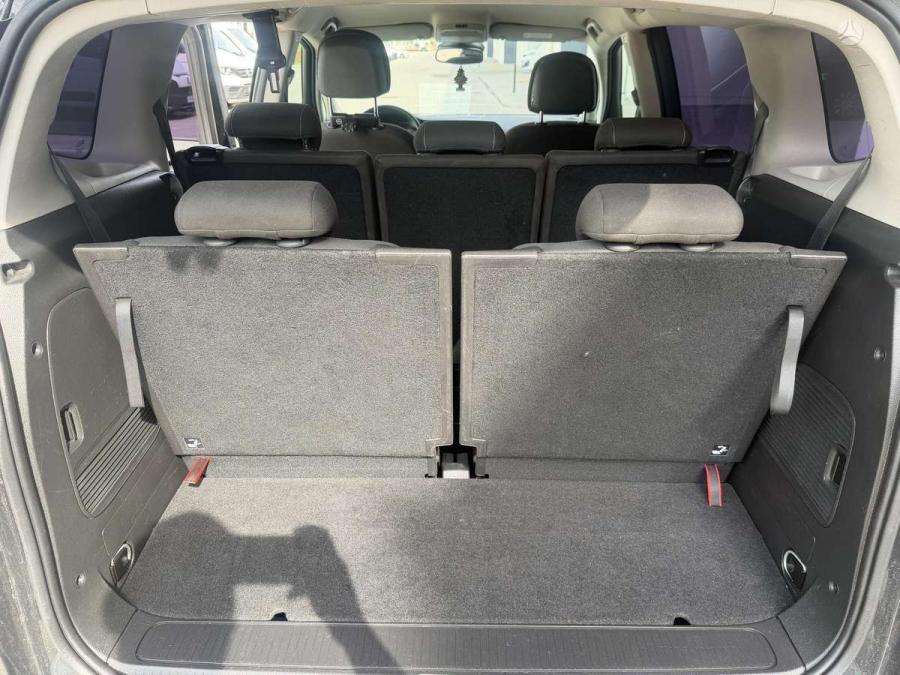 Melns Opel Zafira 2016 Viļņa, ar dzinēja tilpumu 1.96 L un nobraukumu 192 tūkst. km par 7900 €, foto 26 vietnē AUTOMOTO.COM.LV