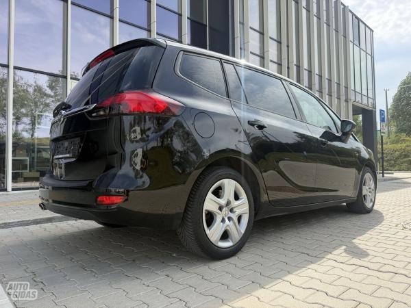 Black Opel Zafira 2016 in Vilnius, with an engine capacity of 2.00 L and mileage of 190 thousand km for 7200 €, photo 11 on AUTOMOTO.COM.LV