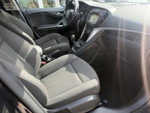 Black Opel Zafira 2016 in Vilnius, with an engine capacity of 2.00 L and mileage of 190 thousand km for 7200 €, photo 12 on AUTOMOTO.COM.LV