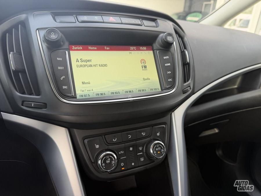 Black Opel Zafira 2016 in Vilnius, with an engine capacity of 2.00 L and mileage of 190 thousand km for 7200 €, photo 15 on AUTOMOTO.COM.LV
