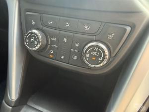Black Opel Zafira 2016 in Vilnius, with an engine capacity of 2.00 L and mileage of 190 thousand km for 7200 €, photo 20 on AUTOMOTO.COM.LV