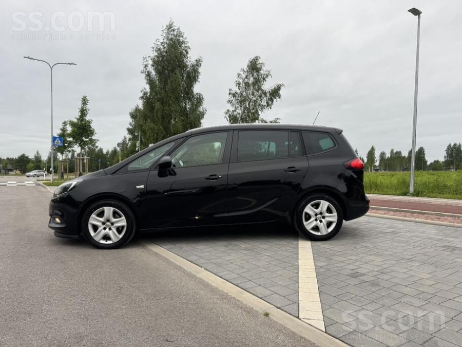 Melns Opel Zafira 2017 Jelgava, ar dzinēja tilpumu 2.00 L un nobraukumu 0 tūkst. km par 10350 €, foto 4 vietnē AUTOMOTO.COM.LV