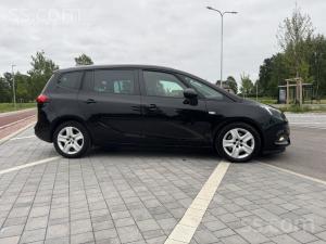 Melns Opel Zafira 2017 Jelgava, ar dzinēja tilpumu 2.00 L un nobraukumu 0 tūkst. km par 10350 €, foto 8 vietnē AUTOMOTO.COM.LV