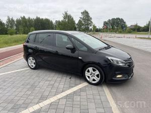Melns Opel Zafira 2017 Jelgava, ar dzinēja tilpumu 2.00 L un nobraukumu 0 tūkst. km par 10350 €, foto 14 vietnē AUTOMOTO.COM.LV