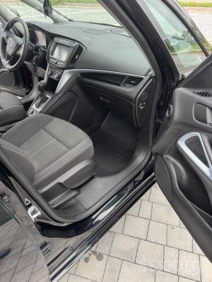Melns Opel Zafira 2017 Jelgava, ar dzinēja tilpumu 2.00 L un nobraukumu 0 tūkst. km par 10350 €, foto 24 vietnē AUTOMOTO.COM.LV