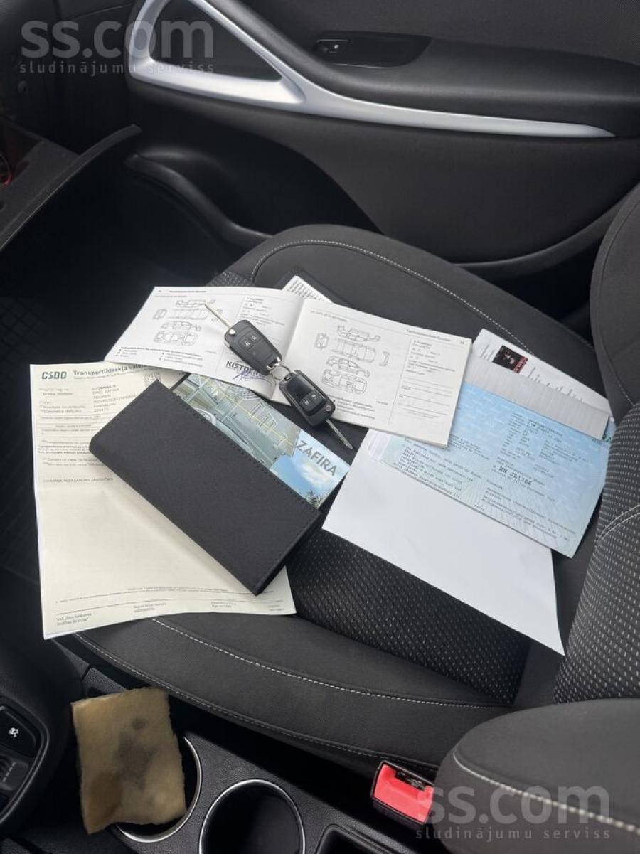 Melns Opel Zafira 2017 Jelgava, ar dzinēja tilpumu 2.00 L un nobraukumu 0 tūkst. km par 10350 €, foto 30 vietnē AUTOMOTO.COM.LV