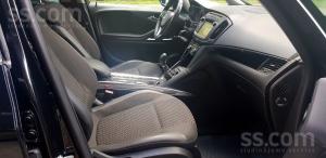 Black Opel Zafira 2017 in Jurmala, with an engine capacity of 2.00 L and mileage of 229 thousand km for 7200 €, photo 12 on AUTOMOTO.COM.LV