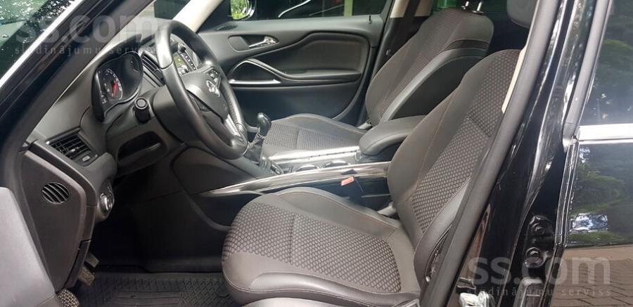 Black Opel Zafira 2017 in Jurmala, with an engine capacity of 2.00 L and mileage of 229 thousand km for 7200 €, photo 21 on AUTOMOTO.COM.LV
