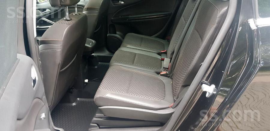 Black Opel Zafira 2017 in Jurmala, with an engine capacity of 2.00 L and mileage of 229 thousand km for 7200 €, photo 24 on AUTOMOTO.COM.LV