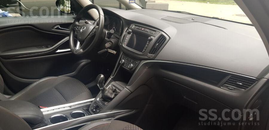 Black Opel Zafira 2017 in Jurmala, with an engine capacity of 2.00 L and mileage of 229 thousand km for 7200 €, photo 31 on AUTOMOTO.COM.LV