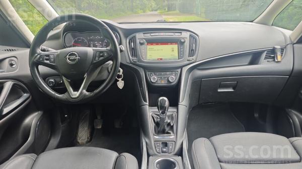 Melns Opel Zafira 2017 Rīga, ar dzinēja tilpumu 1.60 L un nobraukumu 320 tūkst. km par 5400 €, foto 5 vietnē AUTOMOTO.COM.LV