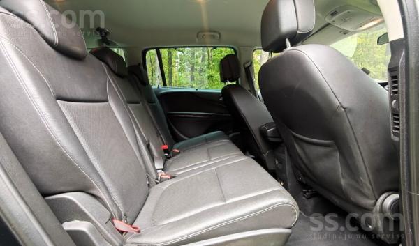 Melns Opel Zafira 2017 Rīga, ar dzinēja tilpumu 1.60 L un nobraukumu 320 tūkst. km par 5400 €, foto 10 vietnē AUTOMOTO.COM.LV