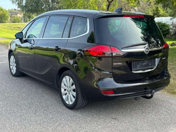 Melns Opel Zafira 2017 Utena, ar dzinēja tilpumu 1.36 L un nobraukumu 157 tūkst. km par 6200 €, foto 6 vietnē AUTOMOTO.COM.LV