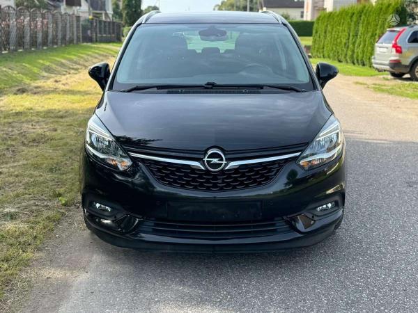 Melns Opel Zafira 2017 Utena, ar dzinēja tilpumu 1.36 L un nobraukumu 157 tūkst. km par 6200 €, foto 8 vietnē AUTOMOTO.COM.LV