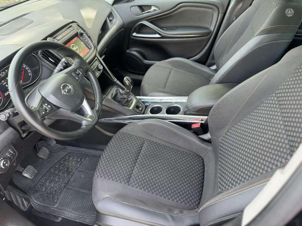 Melns Opel Zafira 2017 Utena, ar dzinēja tilpumu 1.36 L un nobraukumu 157 tūkst. km par 6200 €, foto 11 vietnē AUTOMOTO.COM.LV