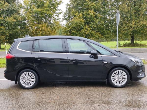 Melns Opel Zafira 2017 Ogre, ar dzinēja tilpumu 1.40 L un nobraukumu 250 tūkst. km par 7250 €, foto 5 vietnē AUTOMOTO.COM.LV