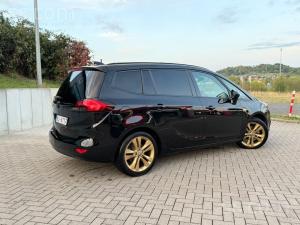 Melns Opel Zafira 2017 Jelgava, ar dzinēja tilpumu 1.60 L un nobraukumu 278 tūkst. km par 8200 €, foto 1 vietnē AUTOMOTO.COM.LV