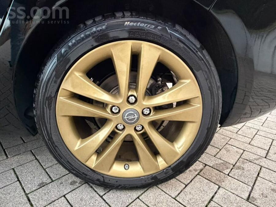 Melns Opel Zafira 2017 Jelgava, ar dzinēja tilpumu 1.60 L un nobraukumu 278 tūkst. km par 8200 €, foto 9 vietnē AUTOMOTO.COM.LV
