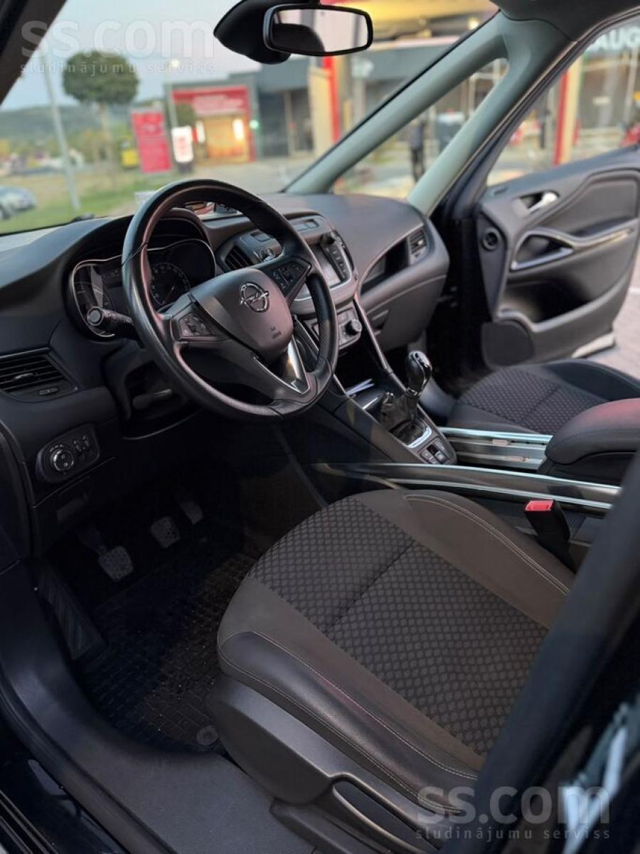 Melns Opel Zafira 2017 Jelgava, ar dzinēja tilpumu 1.60 L un nobraukumu 278 tūkst. km par 8200 €, foto 15 vietnē AUTOMOTO.COM.LV