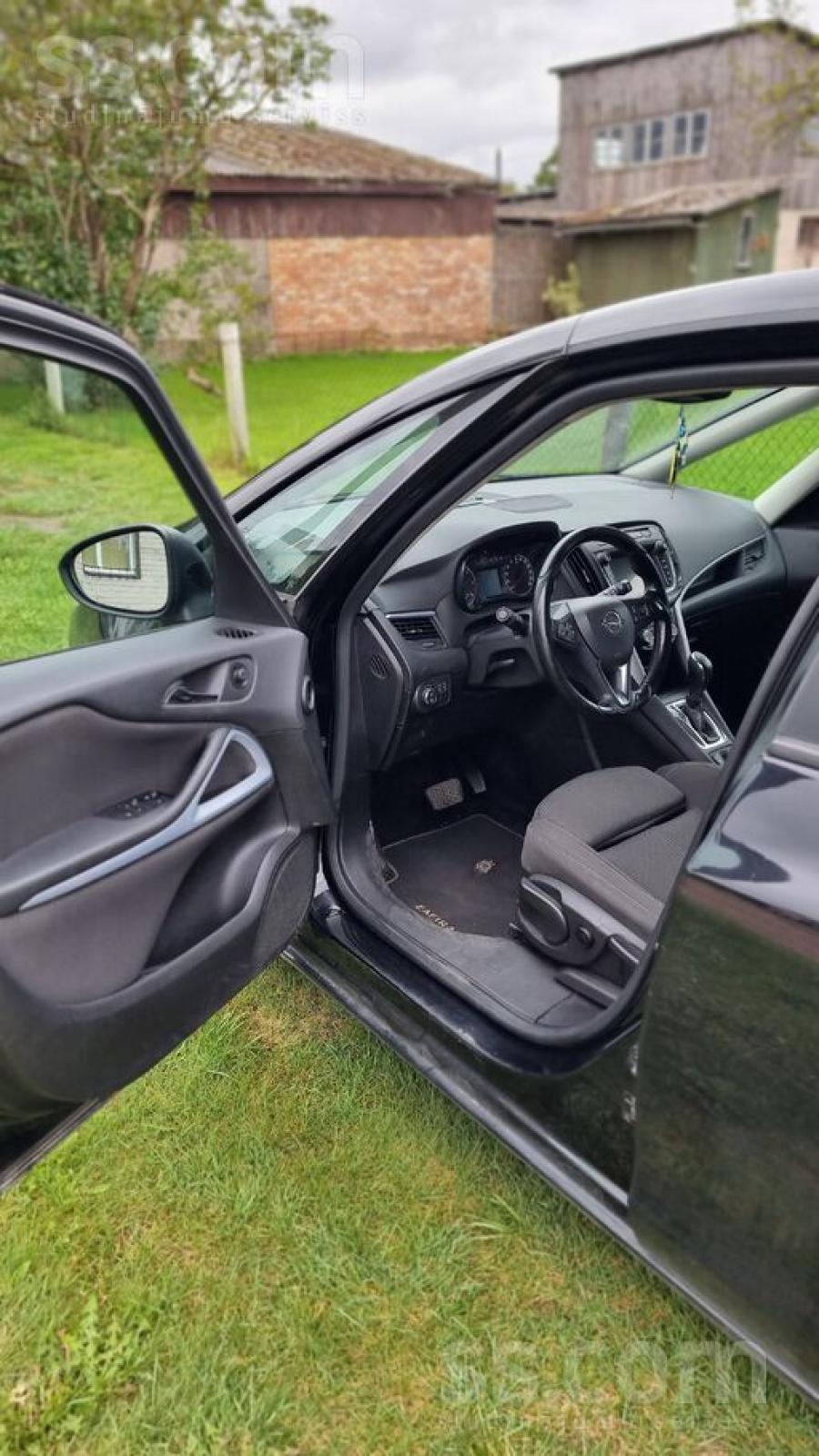 Melns Opel Zafira 2017 Jēkabpils, ar dzinēja tilpumu 2.00 L un nobraukumu 201 tūkst. km par 7500 €, foto 7 vietnē AUTOMOTO.COM.LV