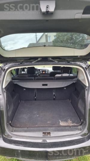 Melns Opel Zafira 2017 Jēkabpils, ar dzinēja tilpumu 2.00 L un nobraukumu 201 tūkst. km par 7500 €, foto 8 vietnē AUTOMOTO.COM.LV