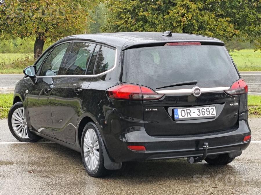 Melns Opel Zafira 2017 Ogre, ar dzinēja tilpumu 1.40 L un nobraukumu 250 tūkst. km par 6250 €, foto 7 vietnē AUTOMOTO.COM.LV