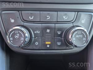 Black Opel Zafira 2018 in Saldus, with an engine capacity of 1.60 L and mileage of 123 thousand km for 9450 €, photo 19 on AUTOMOTO.COM.LV