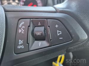 Black Opel Zafira 2018 in Saldus, with an engine capacity of 1.60 L and mileage of 123 thousand km for 9450 €, photo 24 on AUTOMOTO.COM.LV