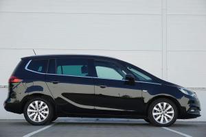 Melns Opel Zafira 2018 Rīga, ar dzinēja tilpumu 2.00 L un nobraukumu 177 tūkst. km par 7600 €, foto 13 vietnē AUTOMOTO.COM.LV